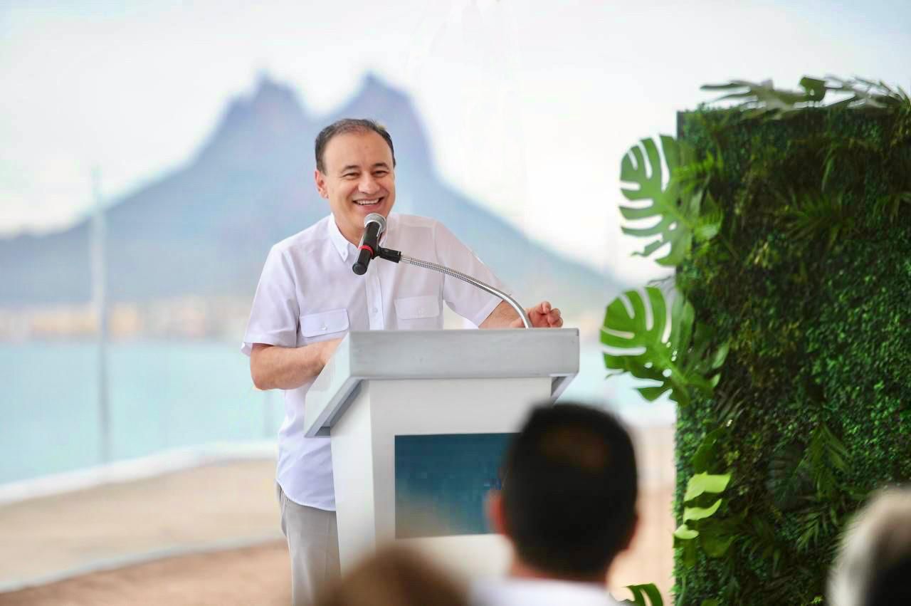 Gobernador Durazo relanza Delfinario Sonora con nueva imagen y ...