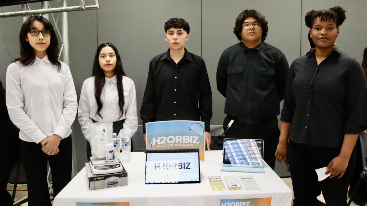 Estudiantes de la Universidad Tecnológica de SLRC crean envase de agua ...
